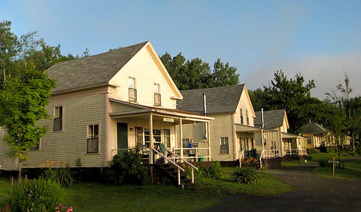 Facilities Gallery | See Common Facilities & Lodging | Quimby Country